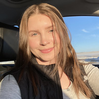 Jenna Hanson - Brandon, MB, Canada (134 books)