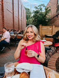 Sydney | The Bookish Bollinger - Charlotte, NC (813 books)