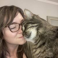 Laura Perry - Lebanon, TN (1 book)