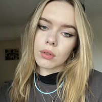 Alice Jade (723 books)