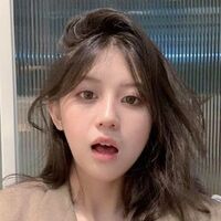 Sarah Sabrina (sarahsabrin) - Indonesia (8 books)