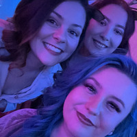 Chloe Whittle - Leeds, H3, The United Kingdom (336 books)