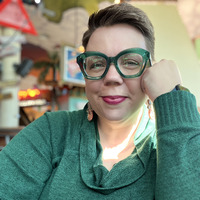 Kelly Dale - 28043-245 (1,467 books)