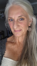 Lisa Garrison - CODRINGTON , ON, Canada (62 books)