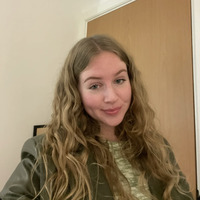 Amelia Ford - Liverpool, H8, The United Kingdom (323 books)
