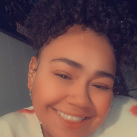 Vanesssa - Minneapolis, MN (77 books)