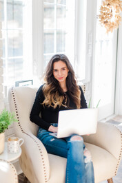 Neisha Salas-Berry (neishalovesbooks) - The United States (237 books)