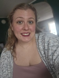 Kelsey Lehman-Kasper (buriedinabook_k) - Carson City, MI (1,978 books)