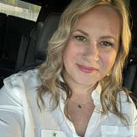Samantha Conley - Tampa, FL (15 books)