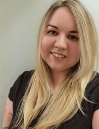 Kelly Kat - Canada (390 books)