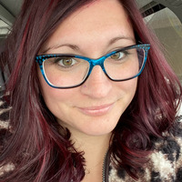 Katie Decker - Dubuque, IA (45 books)