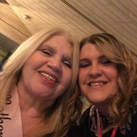 Vicky Johnson - Leeds, The United Kingdom (393 books)