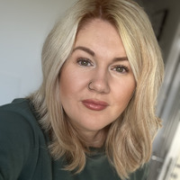 Katie Clayton - Hull, G6, The United Kingdom (59 books)