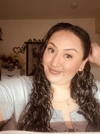 Janet Gonzalez (readingwithjanet) - San Bernardino, CA (252 books)