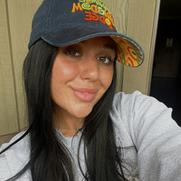 Chelsea Long (90 books)