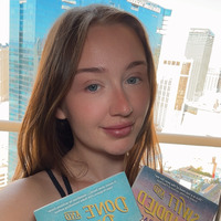 Abbie Bell - Doncaster, D5, The United Kingdom (332 books)