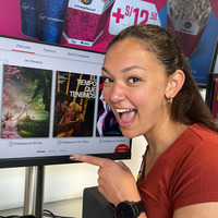 Emma Petersen - Lima, 15, Peru (95 books)