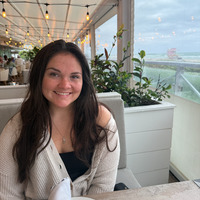 Emily Wynne - New Rochelle, NY (4 books)