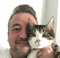 Tuna Turan - Istanbul, 34, Turkey (633 books)