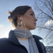 Rowan (rowanreading) - Switzerland (4,609 books)