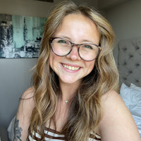 Caroline Brown - The United States (107 books)