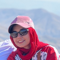 Farideh - Tehran, 28, Iran (961 books)
