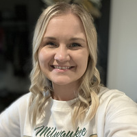 Jessica Wendling - Brillion, WI (120 books)