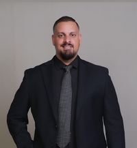 Joel Taveras (26 books)