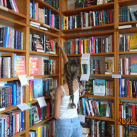 aaliyah - The United States (235 books)