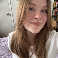 Rebecca Hamilton (rebeccahmltn) - Montréal, QC, Canada (132 books)